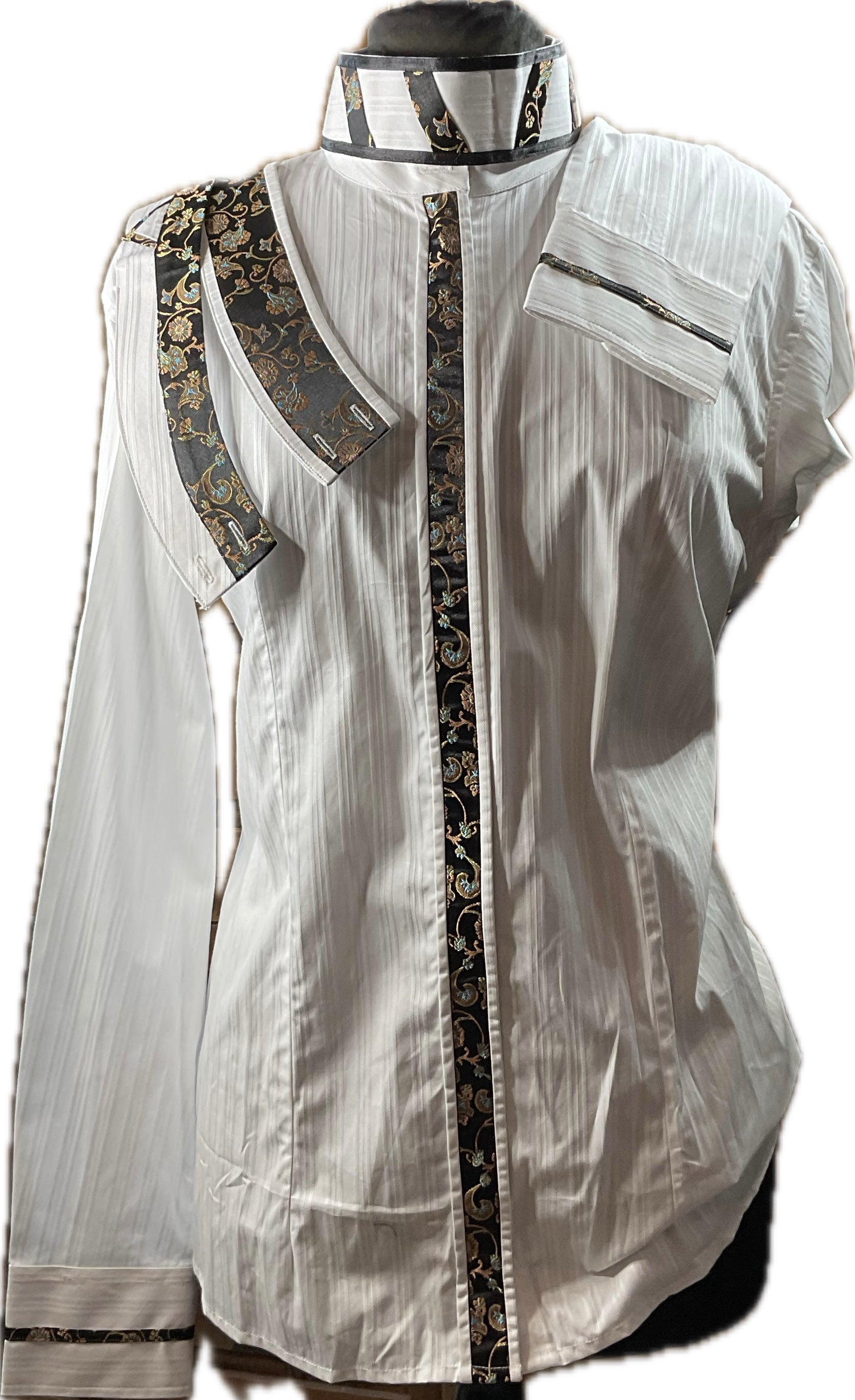 *46 Bust* – Show-Off Designs